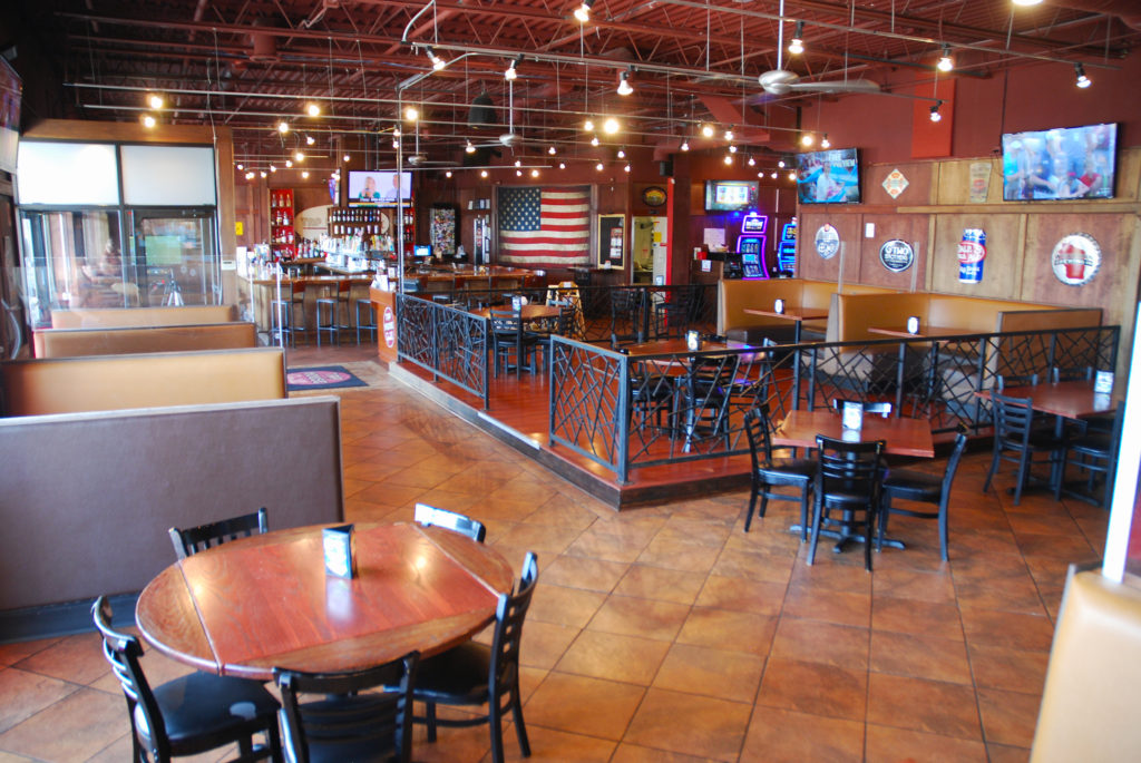 St. Charles - TAP HOUSE GRILL